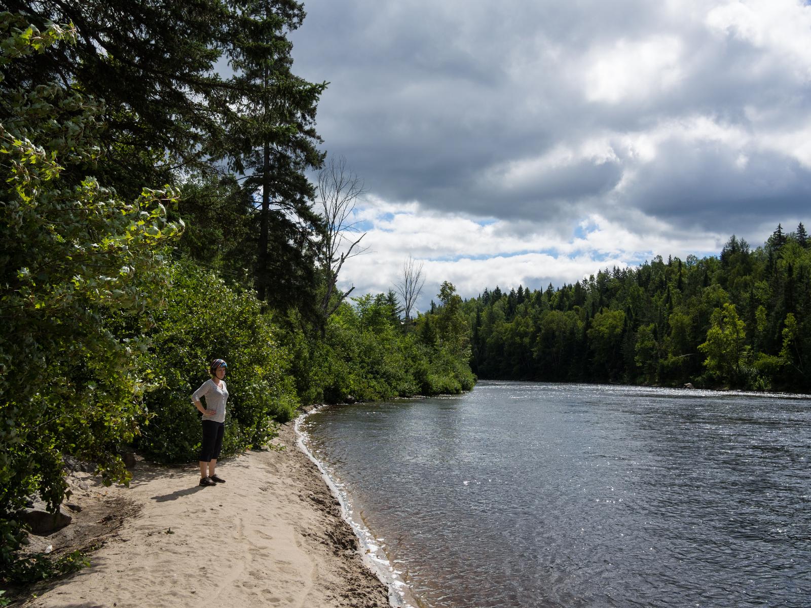 Quelques kilomètres aux alentours de Rivière-Rouge | Vélo | lieux.photo